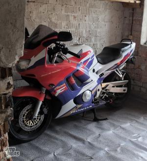 Honda Cbr 1995 in Kaunas, with an engine capacity of 0.60 L and mileage of 40 thousand km for 1500 €, photo  on AUTOMOTO.COM.LV