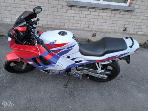 Honda Cbr 1995 in Kaunas, with an engine capacity of 0.60 L and mileage of 40 thousand km for 1500 €, photo 7 on AUTOMOTO.COM.LV