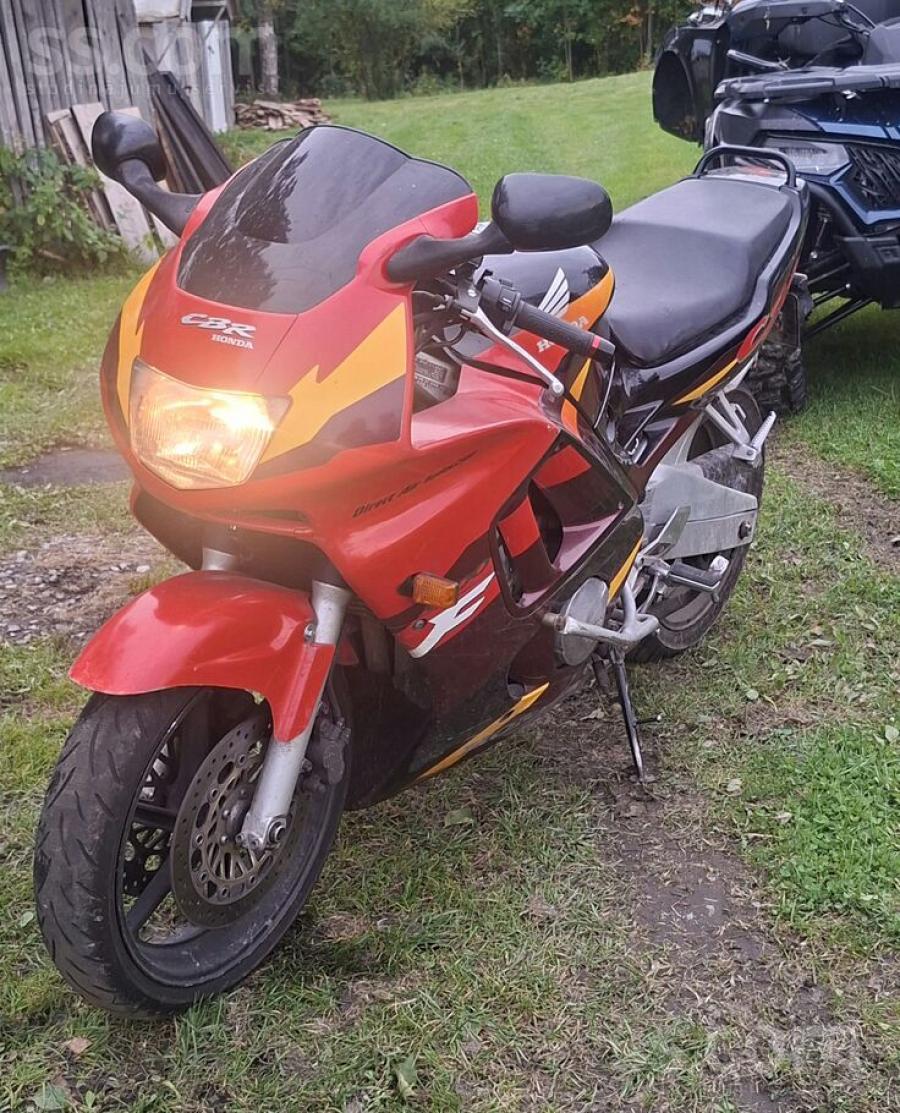 Honda Cbr 1996 in Riga, with an engine capacity of 0.60 L and mileage of 0 thousand km for 1600 €, photo 1 on AUTOMOTO.COM.LV