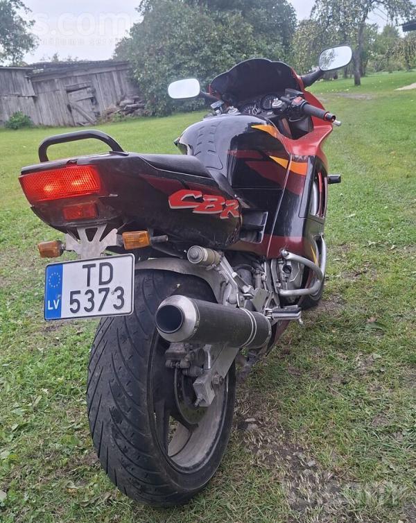 Honda Cbr 1996 in Riga, with an engine capacity of 0.60 L and mileage of 0 thousand km for 1600 €, photo 3 on AUTOMOTO.COM.LV