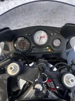 Honda Cbr 1997 Viļņa, ar dzinēja tilpumu 0.60 L un nobraukumu 52 tūkst. km par 1600 €, foto 7 vietnē AUTOMOTO.COM.LV
