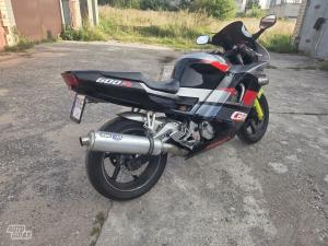 Honda Cbr 1997 Alīta, ar dzinēja tilpumu 0.00 L un nobraukumu 65 tūkst. km par 900 €, foto  vietnē AUTOMOTO.COM.LV