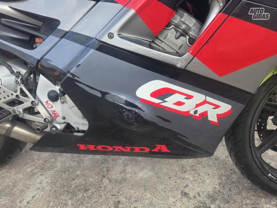 Honda Cbr 1997 Alīta, ar dzinēja tilpumu 0.00 L un nobraukumu 65 tūkst. km par 900 €, foto 12 vietnē AUTOMOTO.COM.LV