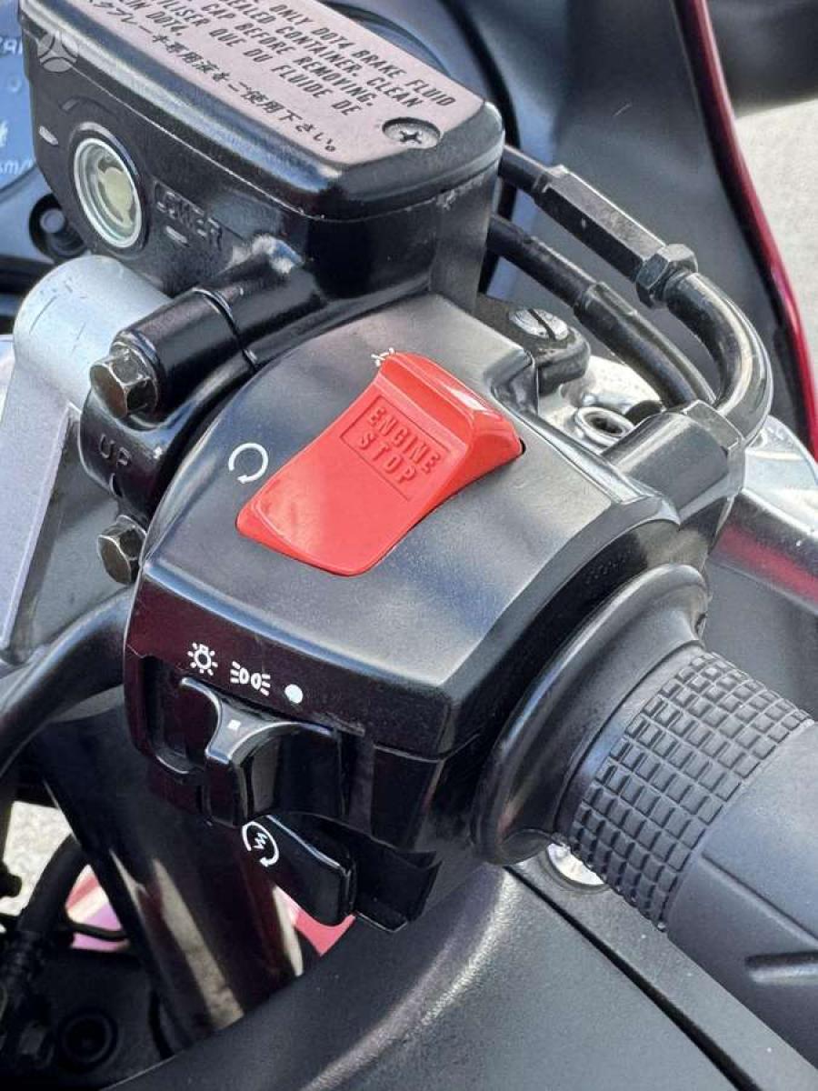 Honda Cbr 1998 Viļņa, ar dzinēja tilpumu 1.10 L un nobraukumu 57 tūkst. km par 2950 €, foto 9 vietnē AUTOMOTO.COM.LV