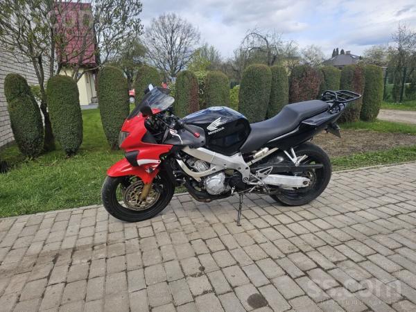 Honda Cbr 1999 in Valmiera, with an engine capacity of 0.60 L and mileage of 0 thousand km for 1700 €, photo 1 on AUTOMOTO.COM.LV