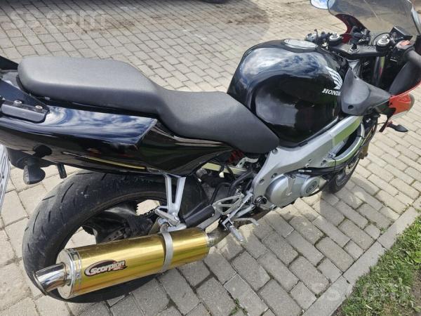 Honda Cbr 1999 in Valmiera, with an engine capacity of 0.60 L and mileage of 0 thousand km for 1700 €, photo 5 on AUTOMOTO.COM.LV