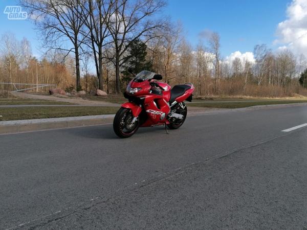 Honda Cbr 1999 in Siauliai, with an engine capacity of 0.00 L and mileage of 0 thousand km for 2000 €, photo 4 on AUTOMOTO.COM.LV