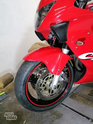 Хонда Cbr 1999 в Шяуляй, объемом двигателя 0.00 л и пробегом 0 тыс. км за 2000 €, фото 6 на AUTOMOTO.COM.LV