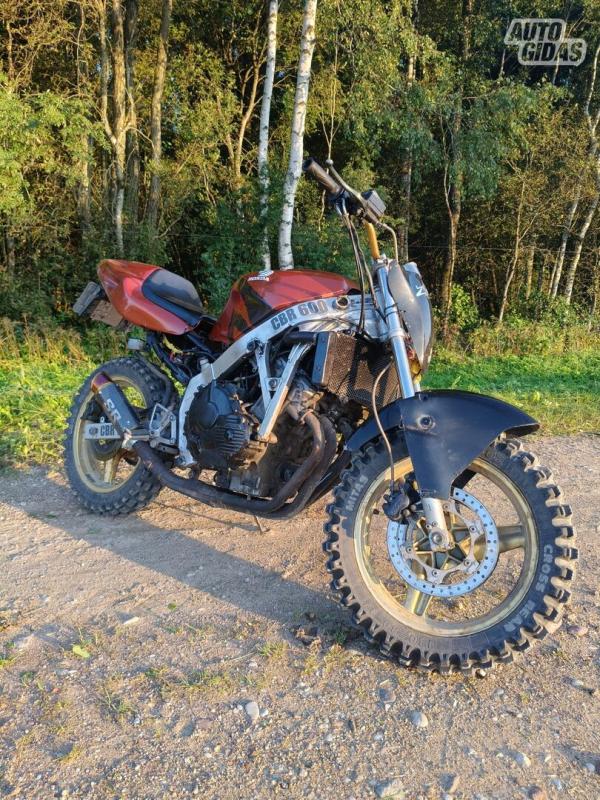 Honda Cbr 1999 Tauragė, ar dzinēja tilpumu 0.60 L un nobraukumu 0 tūkst. km par 600 €, foto 3 vietnē AUTOMOTO.COM.LV