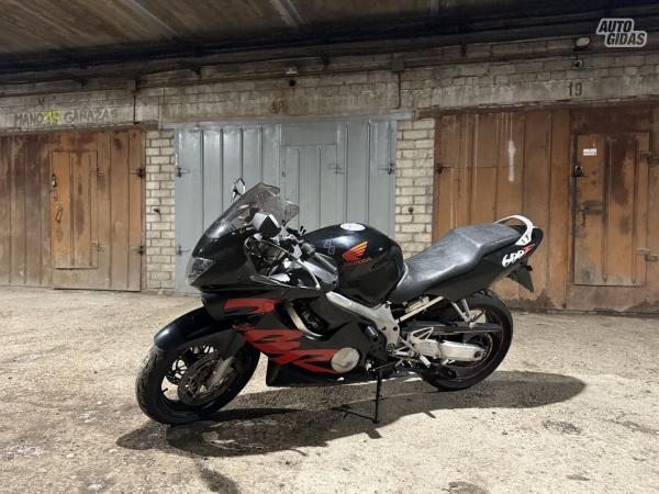 Хонда Cbr 2000 в Каунас, объемом двигателя 0.00 л и пробегом 0 тыс. км за 1700 €, фото 6 на AUTOMOTO.COM.LV