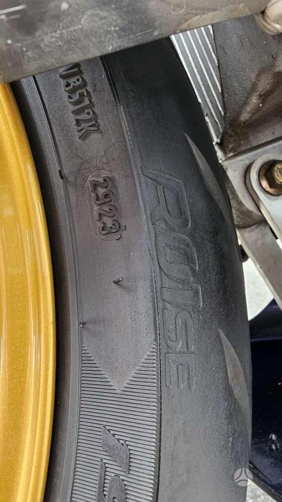 Honda Cbr 2000 in Kaunas, with an engine capacity of 0.93 L and mileage of 48 thousand km for 4800 €, photo 12 on AUTOMOTO.COM.LV