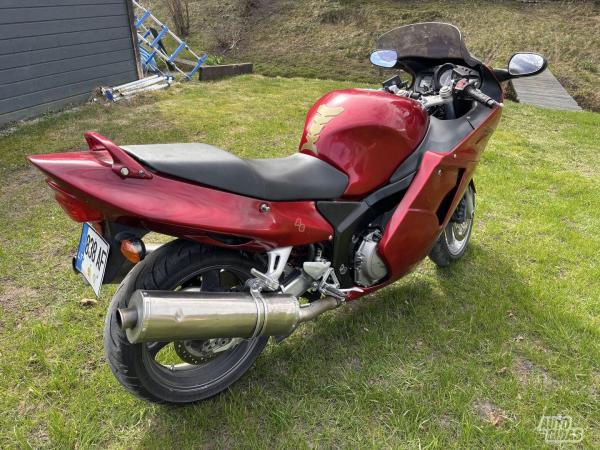 Honda Cbr 2001 Klaipėda, ar dzinēja tilpumu 0.00 L un nobraukumu 0 tūkst. km par 2300 €, foto 5 vietnē AUTOMOTO.COM.LV
