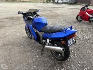 Honda Cbr 2001 Kelmė, ar dzinēja tilpumu 1.10 L un nobraukumu 76 tūkst. km par 1130 €, foto 5 vietnē AUTOMOTO.COM.LV