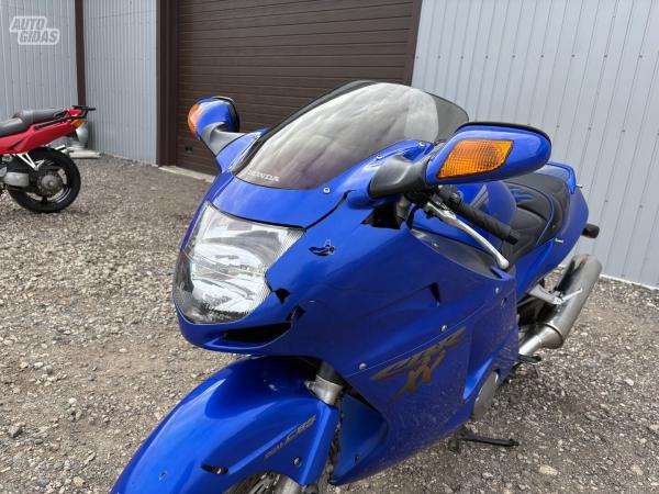 Honda Cbr 2001 Kelmė, ar dzinēja tilpumu 1.10 L un nobraukumu 76 tūkst. km par 1130 €, foto 7 vietnē AUTOMOTO.COM.LV