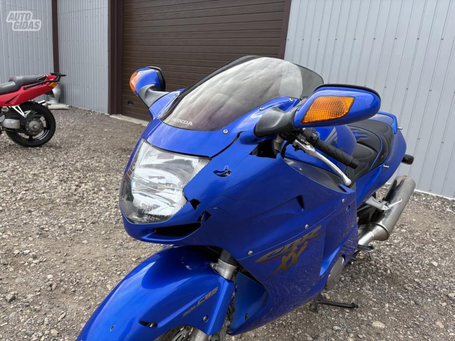 Honda Cbr 2001 Kelmė, ar dzinēja tilpumu 1.10 L un nobraukumu 76 tūkst. km par 1130 €, foto 8 vietnē AUTOMOTO.COM.LV