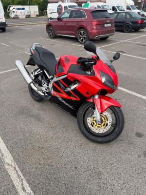 Honda Cbr 2001 Viļņa, ar dzinēja tilpumu 0.60 L un nobraukumu 51 tūkst. km par 2200 €, foto 4 vietnē AUTOMOTO.COM.LV