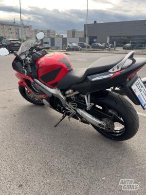 Honda Cbr 2001 Viļņa, ar dzinēja tilpumu 0.60 L un nobraukumu 51 tūkst. km par 2200 €, foto 6 vietnē AUTOMOTO.COM.LV