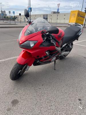 Honda Cbr 2001 Viļņa, ar dzinēja tilpumu 0.60 L un nobraukumu 51 tūkst. km par 2200 €, foto 7 vietnē AUTOMOTO.COM.LV