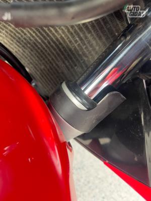 Honda Cbr 2001 Viļņa, ar dzinēja tilpumu 0.60 L un nobraukumu 51 tūkst. km par 2200 €, foto 8 vietnē AUTOMOTO.COM.LV