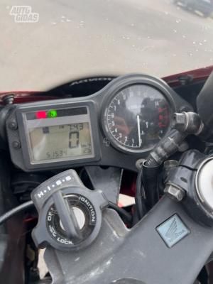 Honda Cbr 2001 Viļņa, ar dzinēja tilpumu 0.60 L un nobraukumu 51 tūkst. km par 2200 €, foto 9 vietnē AUTOMOTO.COM.LV