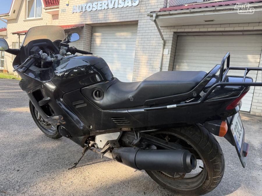 Honda Cbr 2001 in Vilnius, with an engine capacity of 0.00 L and mileage of 0 thousand km for 1500 €, photo 6 on AUTOMOTO.COM.LV