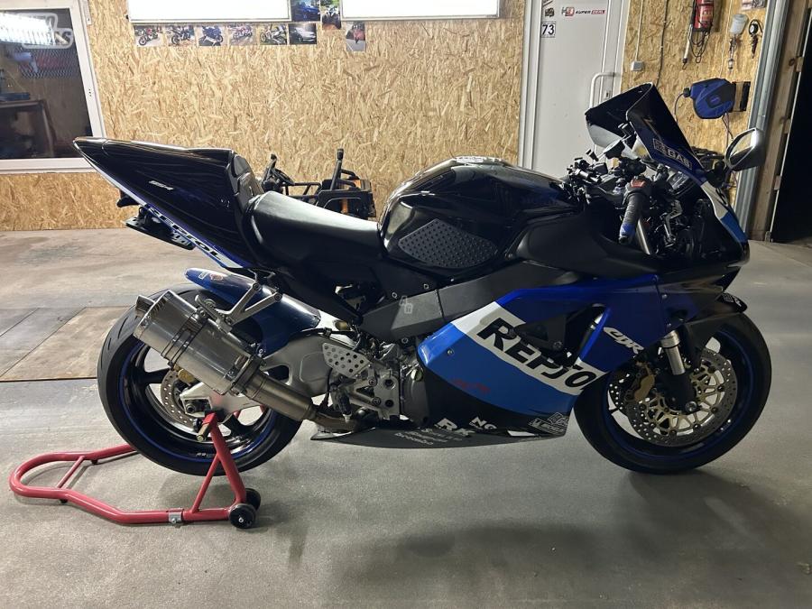 Honda Cbr 2002 Marijampole, ar dzinēja tilpumu 0.00 L un nobraukumu 0 tūkst. km par 3400 €, foto 6 vietnē AUTOMOTO.COM.LV