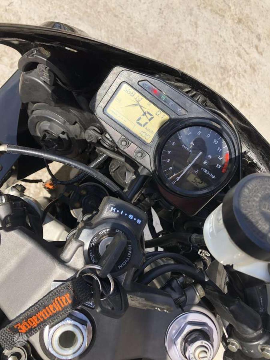 Honda Cbr 2002 Marijampole, ar dzinēja tilpumu 0.95 L un nobraukumu 57 tūkst. km par 2200 €, foto 6 vietnē AUTOMOTO.COM.LV