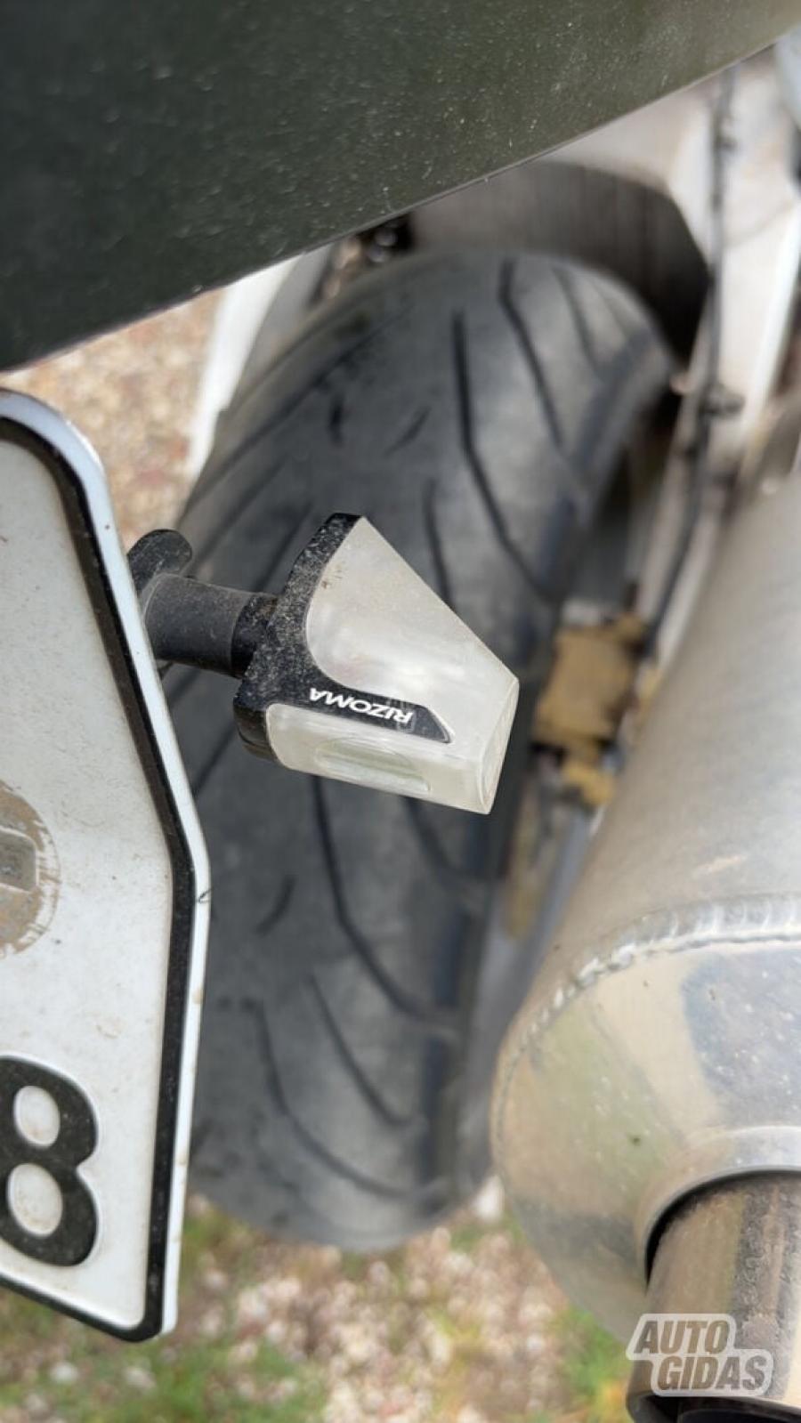 Honda Cbr 2002 Raseiniai, ar dzinēja tilpumu 0.00 L un nobraukumu 0 tūkst. km par 2200 €, foto 15 vietnē AUTOMOTO.COM.LV