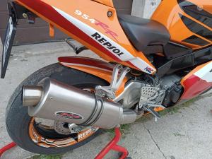 Хонда Cbr 2002 в Паневежис, объемом двигателя 0.95 л и пробегом 40 тыс. км за 2800 €, фото 7 на AUTOMOTO.COM.LV