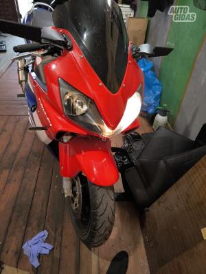 Honda Cbr 2002 Panevēža, ar dzinēja tilpumu 0.00 L un nobraukumu 0 tūkst. km par 2200 €, foto  vietnē AUTOMOTO.COM.LV