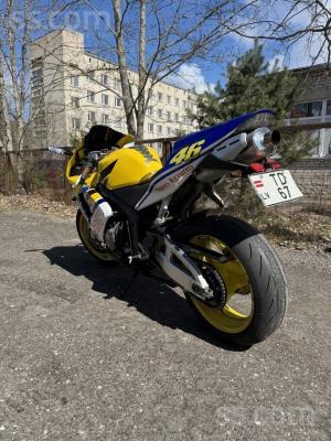 Honda Cbr 2003 Ventspils, ar dzinēja tilpumu 0.60 L un nobraukumu 0 tūkst. km par 4000 €, foto 3 vietnē AUTOMOTO.COM.LV