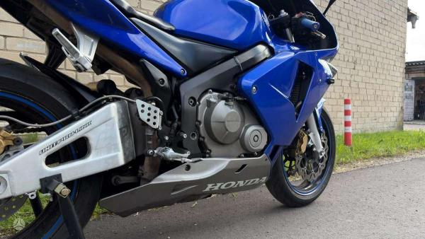 Honda Cbr 2003 Klaipėda, ar dzinēja tilpumu 0.60 L un nobraukumu 44 tūkst. km par 3750 €, foto 8 vietnē AUTOMOTO.COM.LV