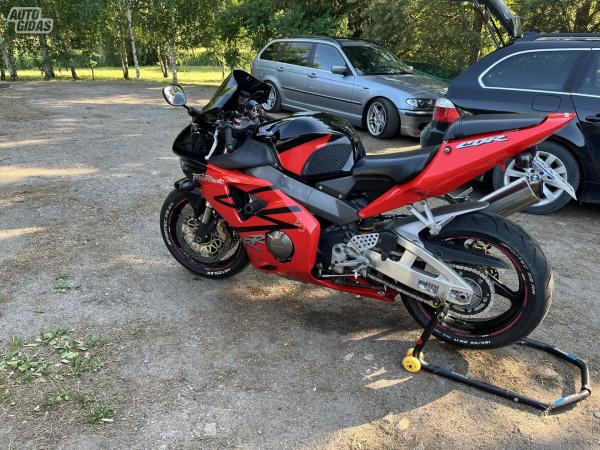Honda Cbr 2003 in Marijampole, with an engine capacity of 0.90 L and mileage of 0 thousand km for 2500 €, photo 5 on AUTOMOTO.COM.LV