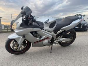 Honda Cbr 2004 in Vilnius, with an engine capacity of 0.60 L and mileage of 32 thousand km for 2800 €, photo 6 on AUTOMOTO.COM.LV