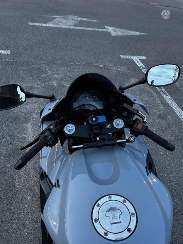 Honda Cbr 2004 in Vilnius, with an engine capacity of 0.60 L and mileage of 65 thousand km for 3300 €, photo 5 on AUTOMOTO.COM.LV