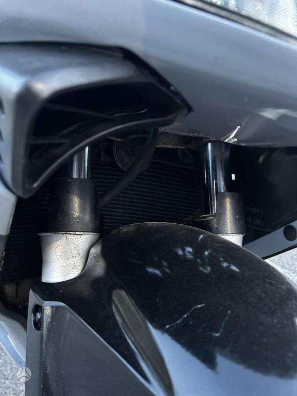 Honda Cbr 2004 in Vilnius, with an engine capacity of 0.60 L and mileage of 65 thousand km for 3300 €, photo 6 on AUTOMOTO.COM.LV