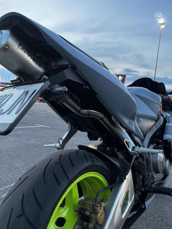 Honda Cbr 2004 in Vilnius, with an engine capacity of 0.60 L and mileage of 65 thousand km for 3300 €, photo 7 on AUTOMOTO.COM.LV