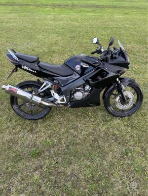 Хонда Cbr 2004 в Паневежис, объемом двигателя 0.13 л и пробегом 36 тыс. км за 1500 €, фото 7 на AUTOMOTO.COM.LV