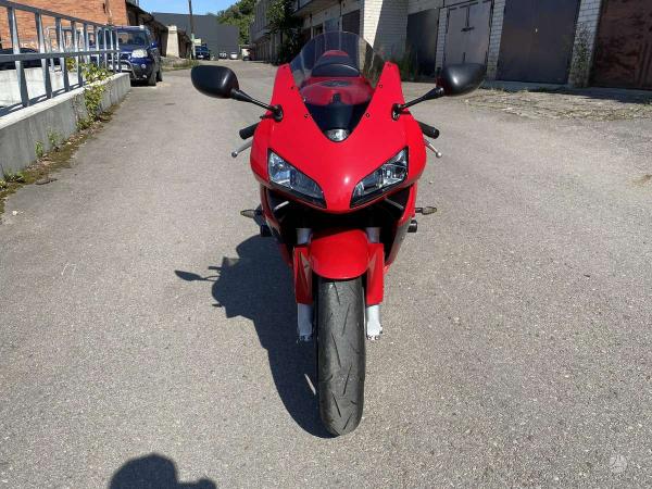 Хонда Cbr 2004 в Каунас, объемом двигателя 0.60 л и пробегом 62 тыс. км за 3200 €, фото 7 на AUTOMOTO.COM.LV