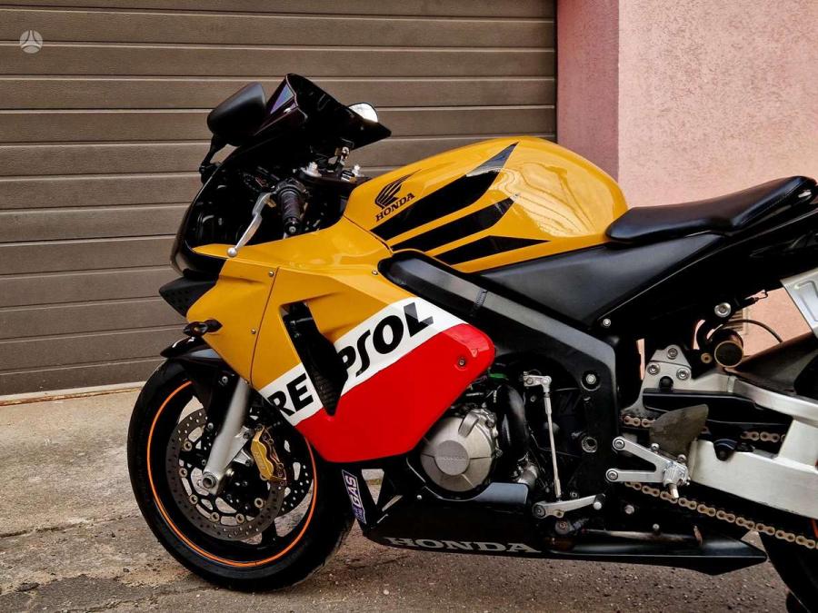 Хонда Cbr 2004 в Вильнюс, объемом двигателя 0.60 л и пробегом 39 тыс. км за 3450 €, фото 7 на AUTOMOTO.COM.LV
