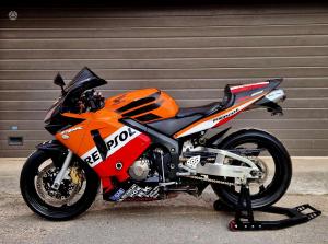 Honda Cbr 2004 in Vilnius, with an engine capacity of 0.60 L and mileage of 42 thousand km for 3650 €, photo 4 on AUTOMOTO.COM.LV