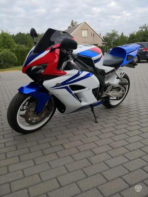 Honda Cbr 2005 in Kretinga, with an engine capacity of 1.00 L and mileage of 50 thousand km for 4200 €, photo 6 on AUTOMOTO.COM.LV