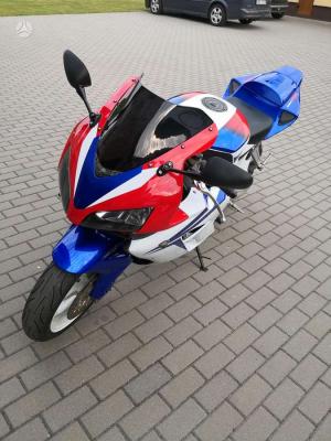 Honda Cbr 2005 in Kretinga, with an engine capacity of 1.00 L and mileage of 50 thousand km for 4200 €, photo 7 on AUTOMOTO.COM.LV