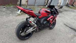 Honda Cbr 2006 in Utena, with an engine capacity of 1.00 L and mileage of 46 thousand km for 5500 €, photo 3 on AUTOMOTO.COM.LV