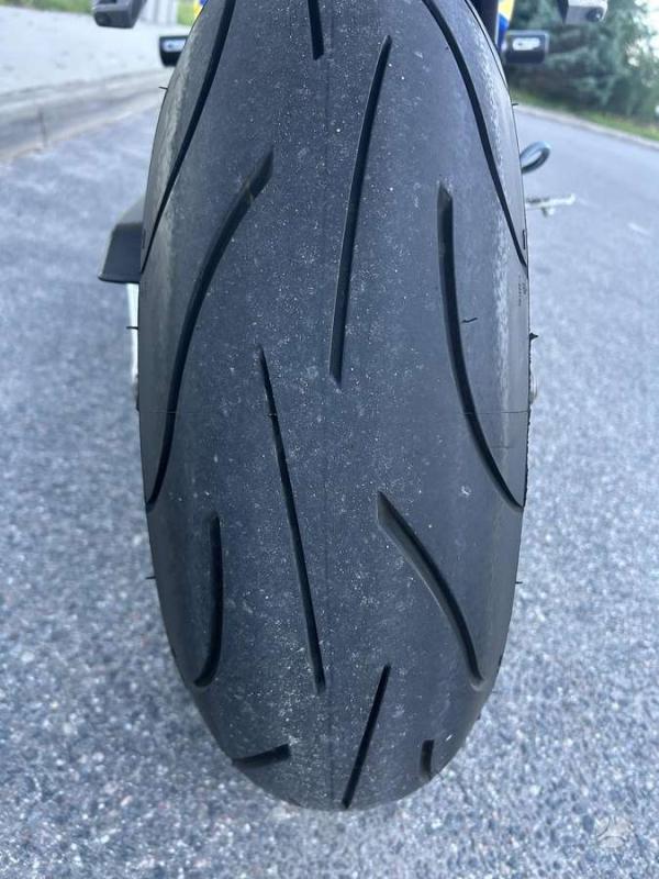 Honda Cbr 2006 Klaipėda, ar dzinēja tilpumu 1.00 L un nobraukumu 42 tūkst. km par 3600 €, foto 9 vietnē AUTOMOTO.COM.LV