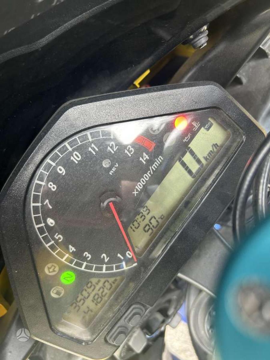 Honda Cbr 2006 in Klaipeda, with an engine capacity of 1.00 L and mileage of 42 thousand km for 3600 €, photo 10 on AUTOMOTO.COM.LV