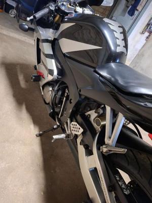 Honda Cbr 2006 Joniškis, ar dzinēja tilpumu 0.60 L un nobraukumu 49 tūkst. km par 3700 €, foto 3 vietnē AUTOMOTO.COM.LV
