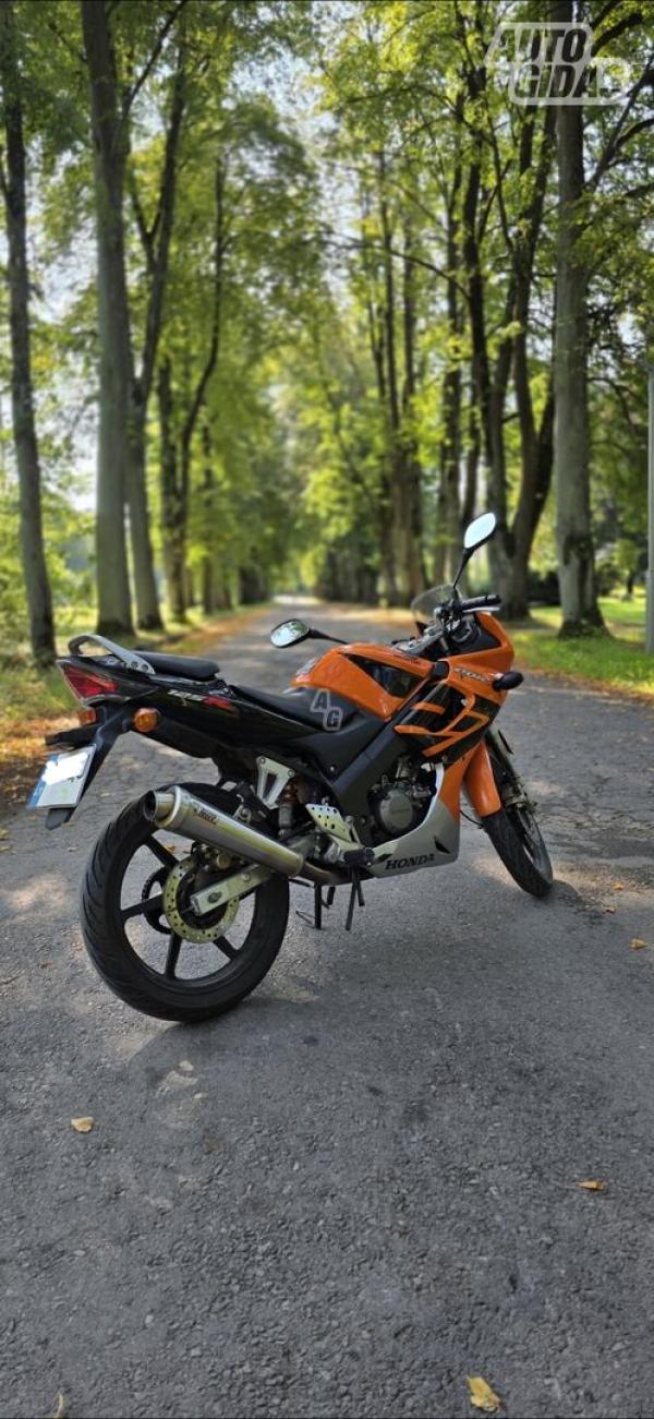 Honda Cbr 2006 Kauņa, ar dzinēja tilpumu 0.13 L un nobraukumu 43 tūkst. km par 1499 €, foto 3 vietnē AUTOMOTO.COM.LV