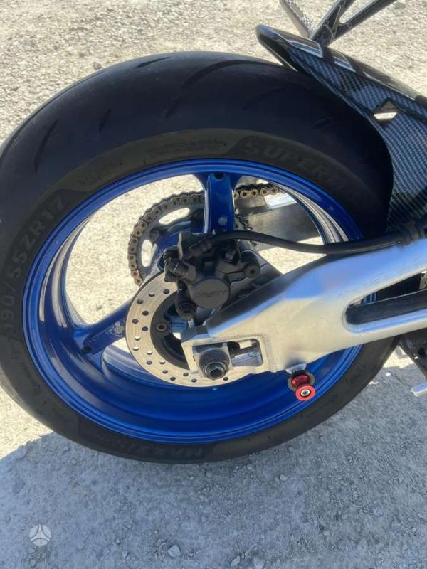 Honda Cbr 2006 Joniškis, ar dzinēja tilpumu 1.00 L un nobraukumu 44 tūkst. km par 3100 €, foto 9 vietnē AUTOMOTO.COM.LV