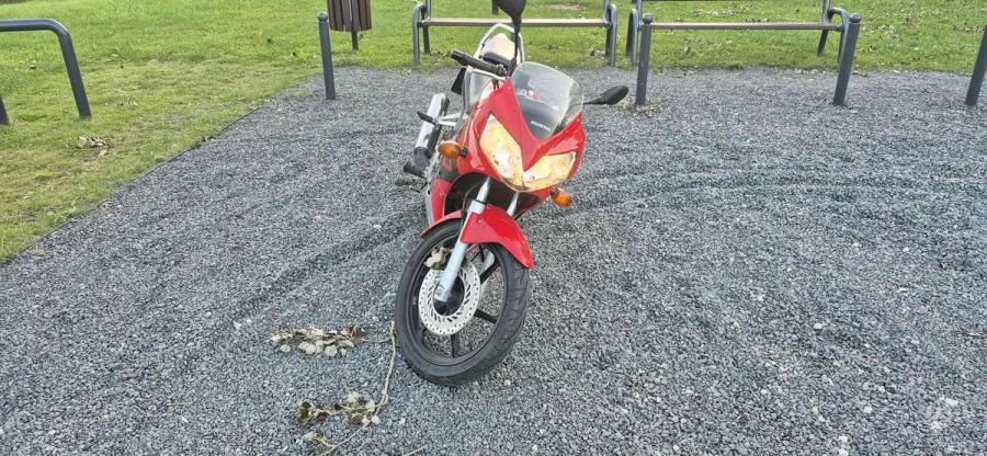 Honda Cbr 2006 in Kursenai, with an engine capacity of 0.13 L and mileage of 20 thousand km for 1750 €, photo 5 on AUTOMOTO.COM.LV
